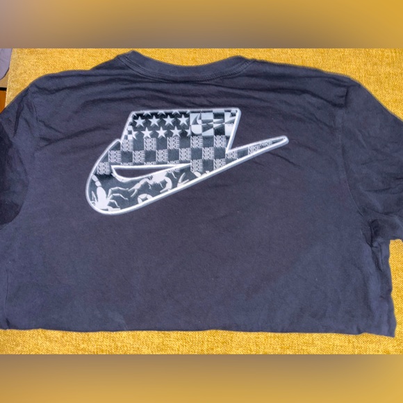 Nike | Shirts | Nike Mens Large Tshirt With Logos On Back And Front ...